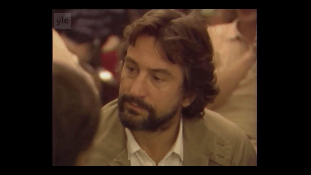 Robert de Niro at Viktor Tsoi's Concert (1987) - YouTube