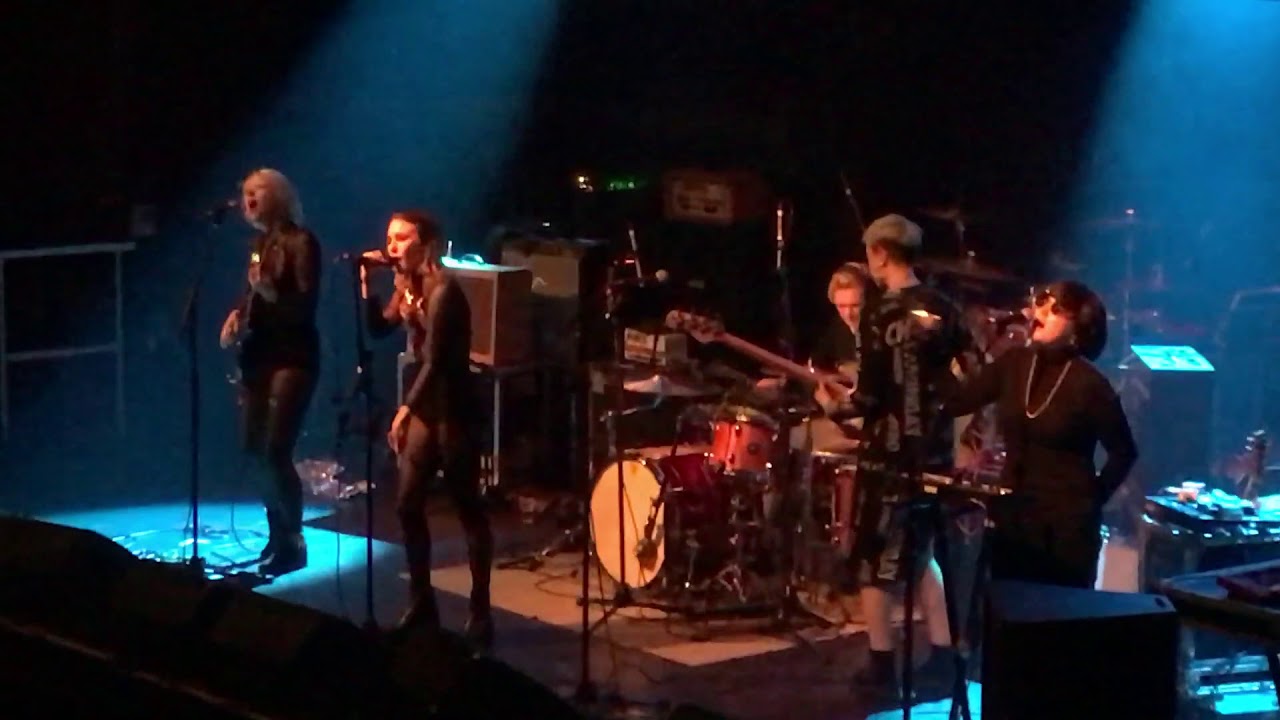 Pins , ? , Ritz ,Manchester , 21/11/17 - YouTube