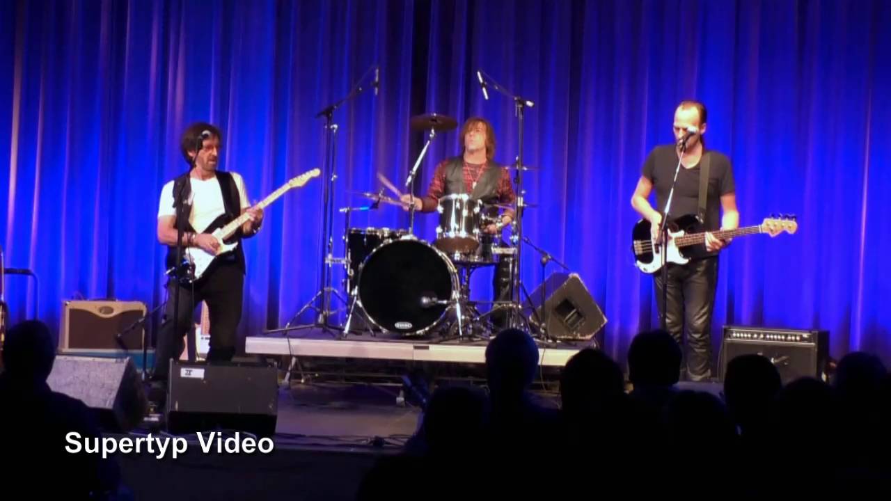 Cliff Stevens Band - That's What Love - YouTube