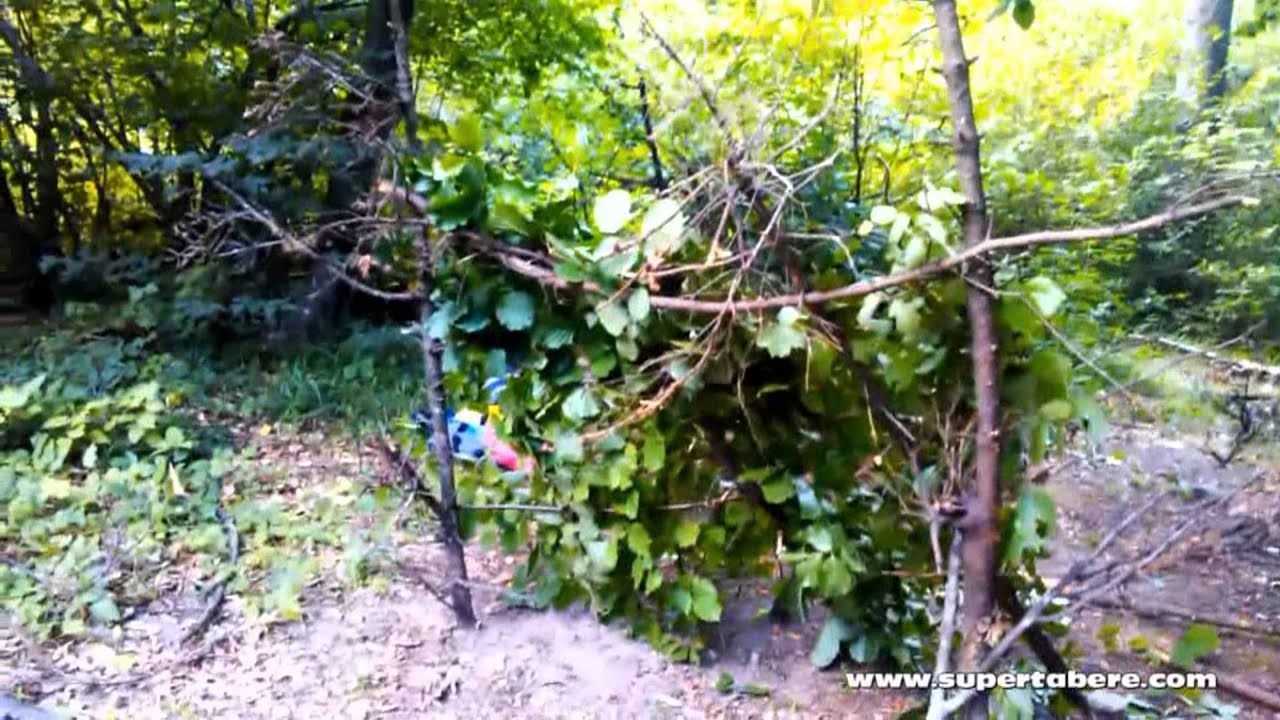 Super Tabere ( construirea unui adapost in padure ) - YouTube