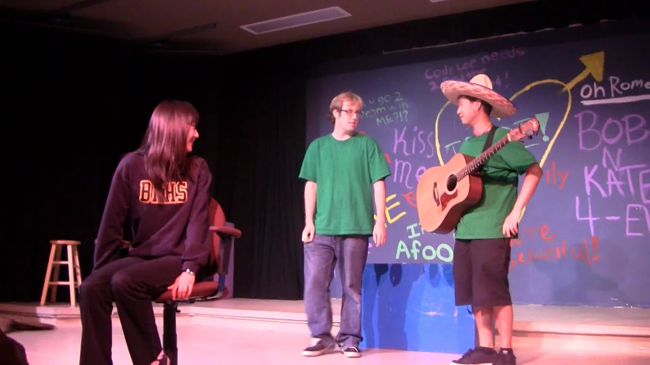 "One Semester of Spanish - Love Song" - Dan, Malyssa, and Joey - YouTube