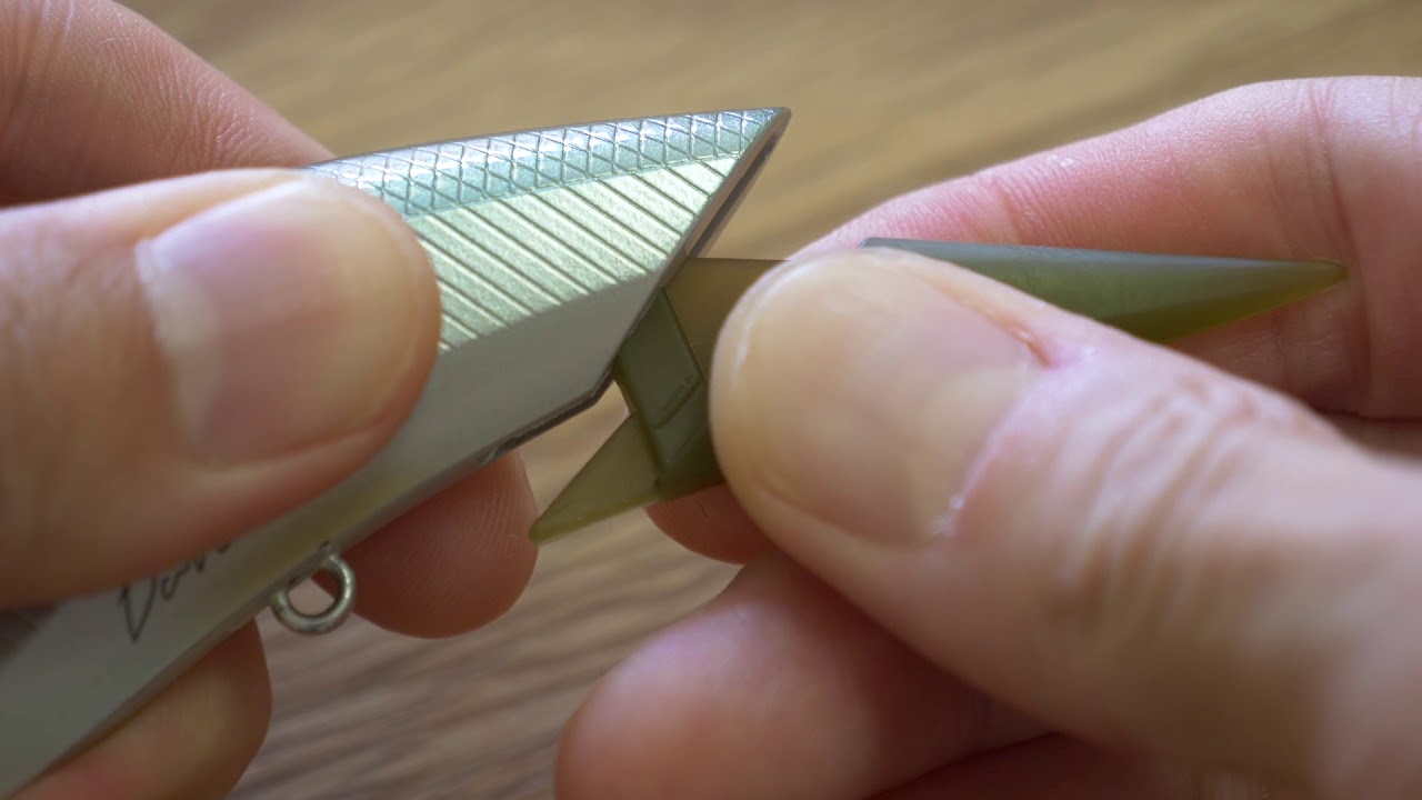 How To DELTA TAIL - YouTube