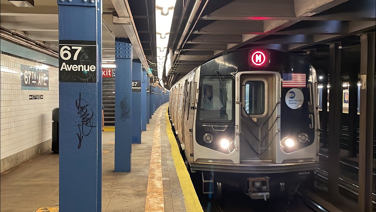 (E) (F) Exp and (M) (R) Lcl Trains at 67th Avenue - YouTube