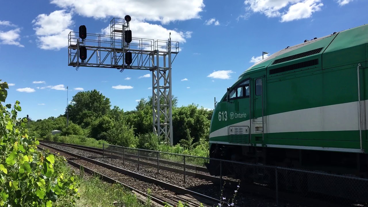 Go train 613 EMD F59PH Locomotive Aldershot go station - YouTube