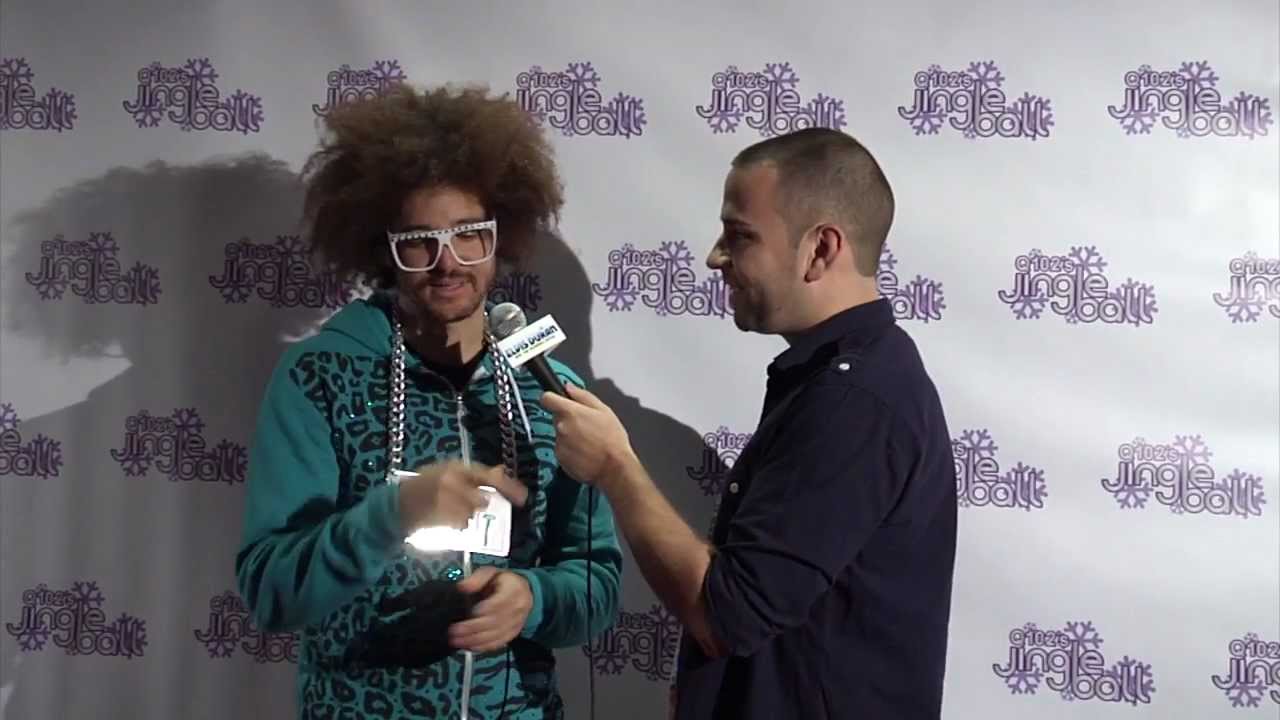 Garrett and RedFoo from LMFAO Wiggle - YouTube