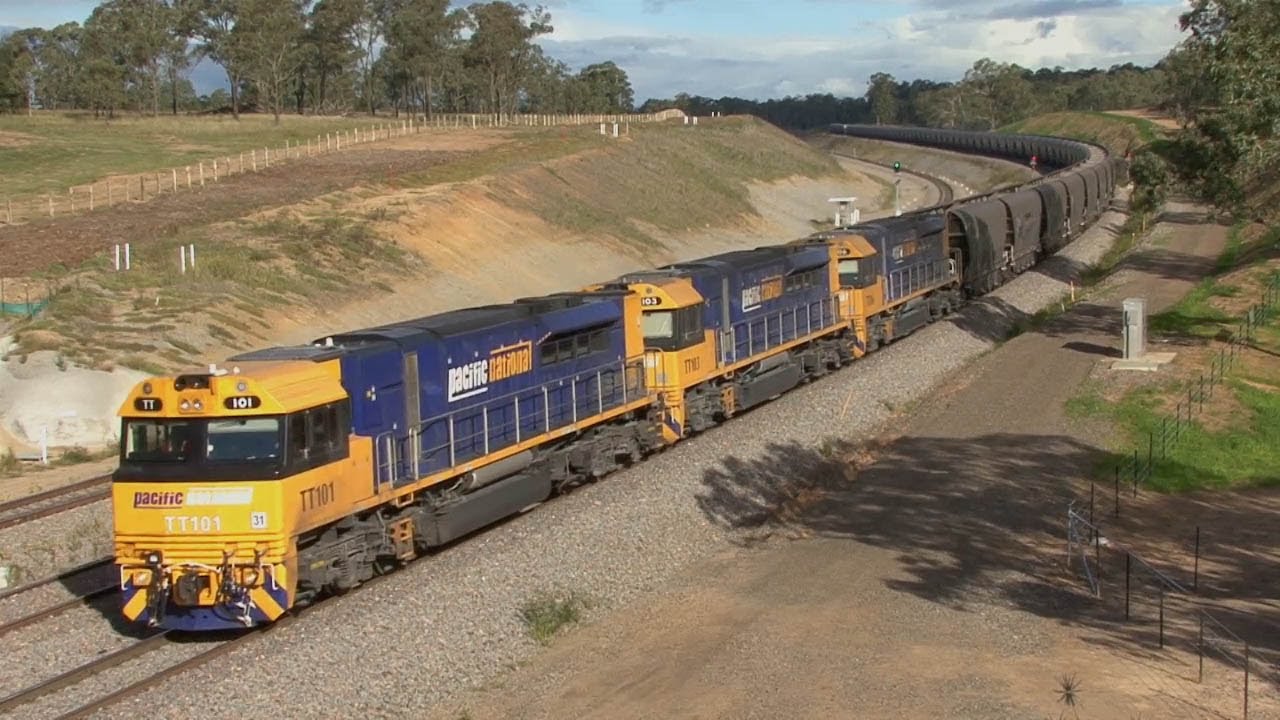 NSW Railways: Hunter Valley 27 April 2011 Part 2 - YouTube