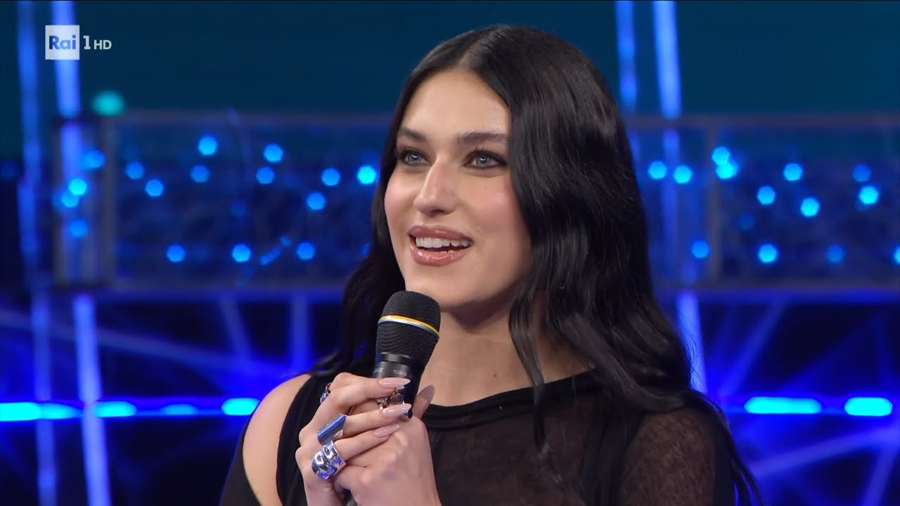 Gaia con "Chiamo io chiami tu" a Sanremo 2025 - YouTube