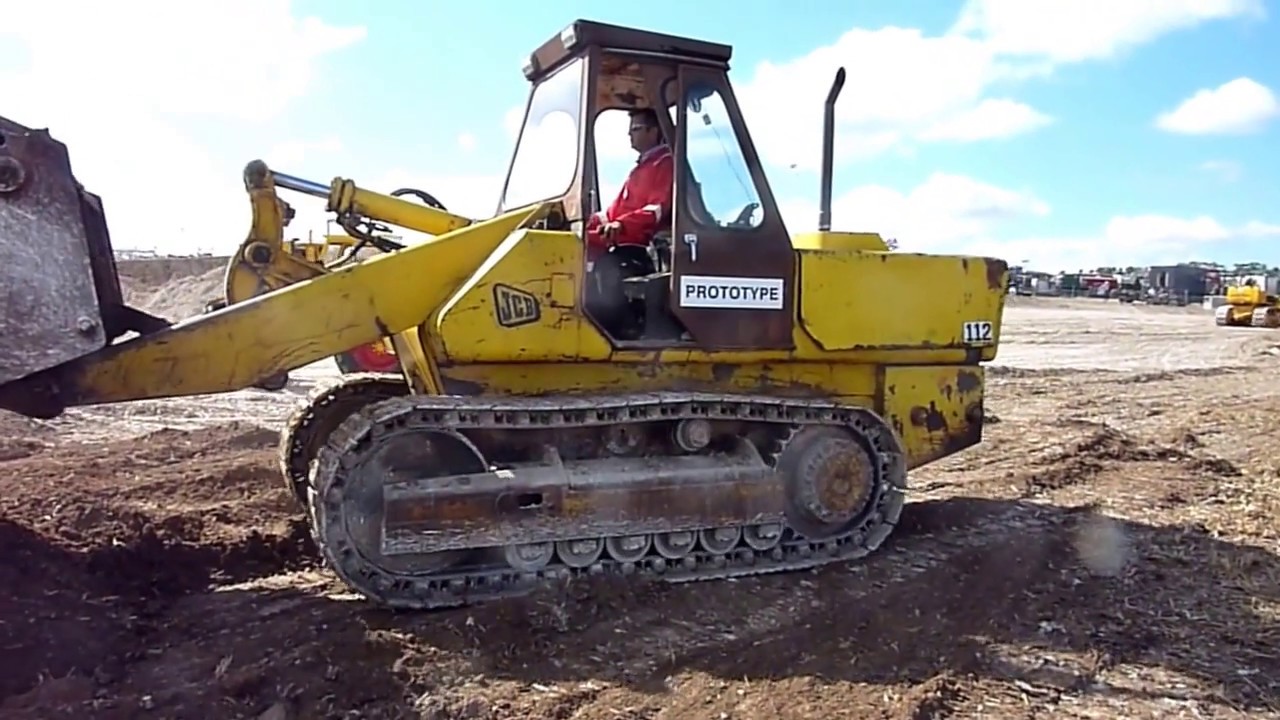 JCB 112 Prototype Great Dorset Steam Fair 2016 - YouTube