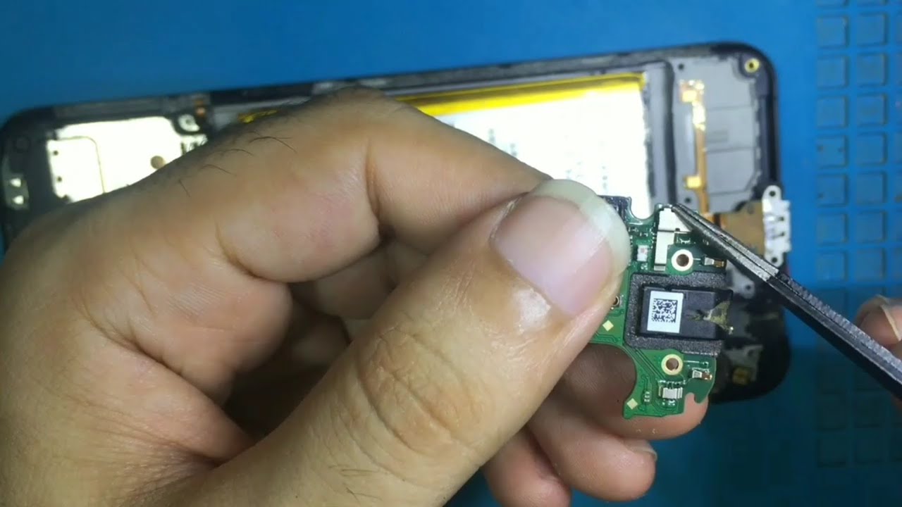 Oppo A7 Mic replacement || How to change Oppo A7 Mic @jalalmobile - YouTube