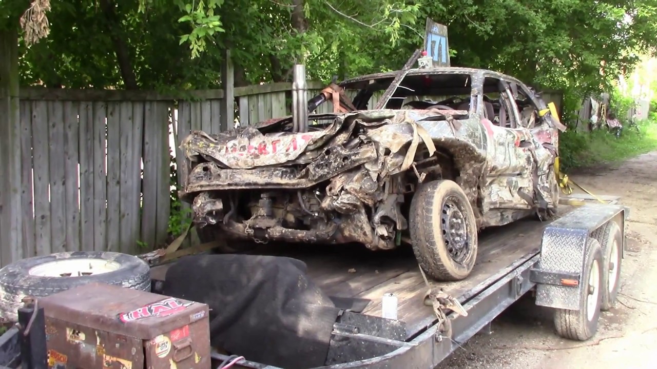 Aftermath of the toyota camry from demoliion derby 2018 its junk - YouTube