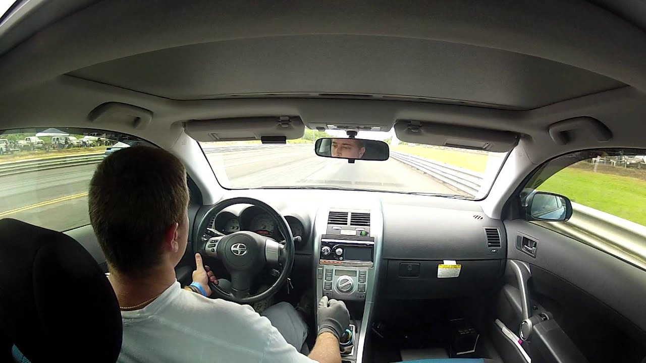 GoPro In car drag race - YouTube