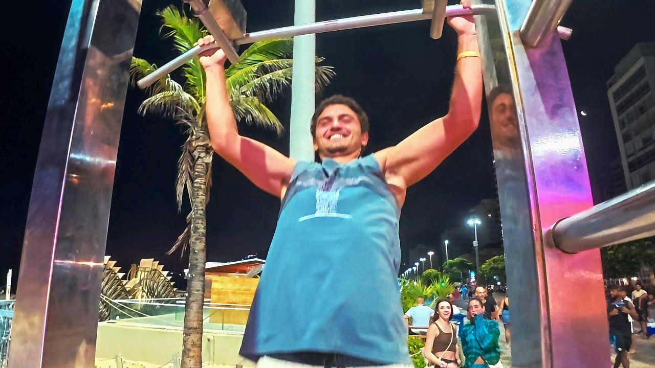PULL UP COMPETITION IN RIO CARNIVAL - YouTube