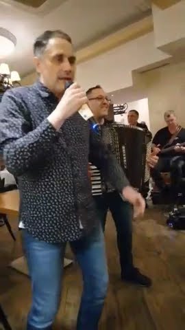 Sasa Stojanovic Sale -- Hajde Sreco moja --- Uzivo. Veliko Crnice - YouTube