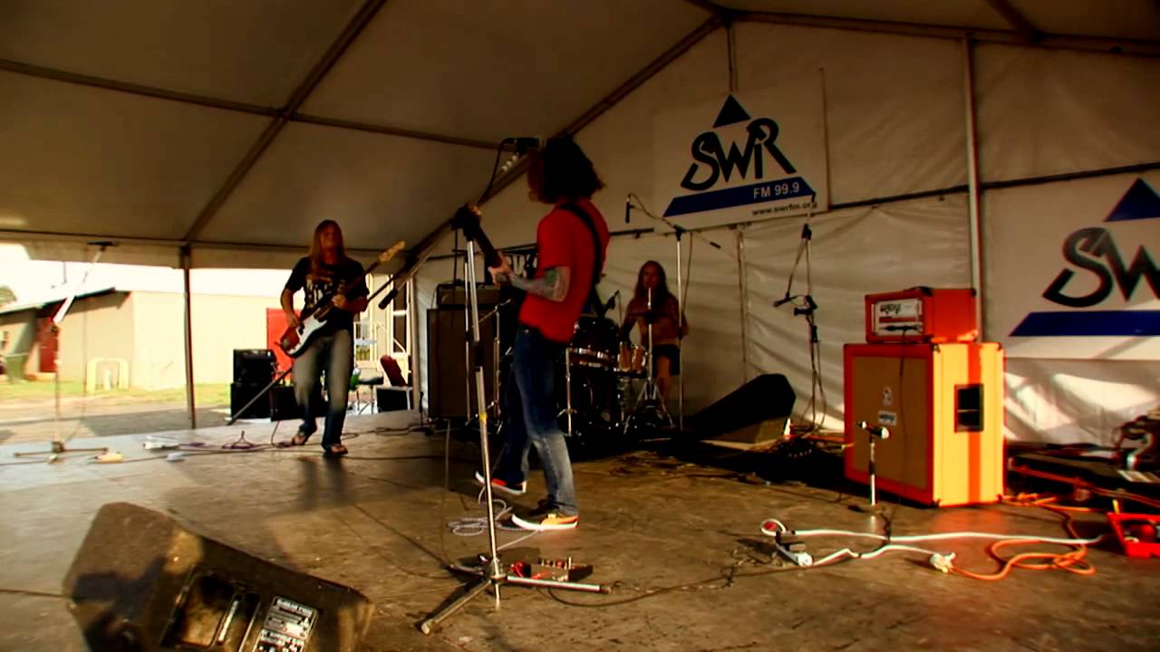 SWR fm Arrowhead song 4 - YouTube