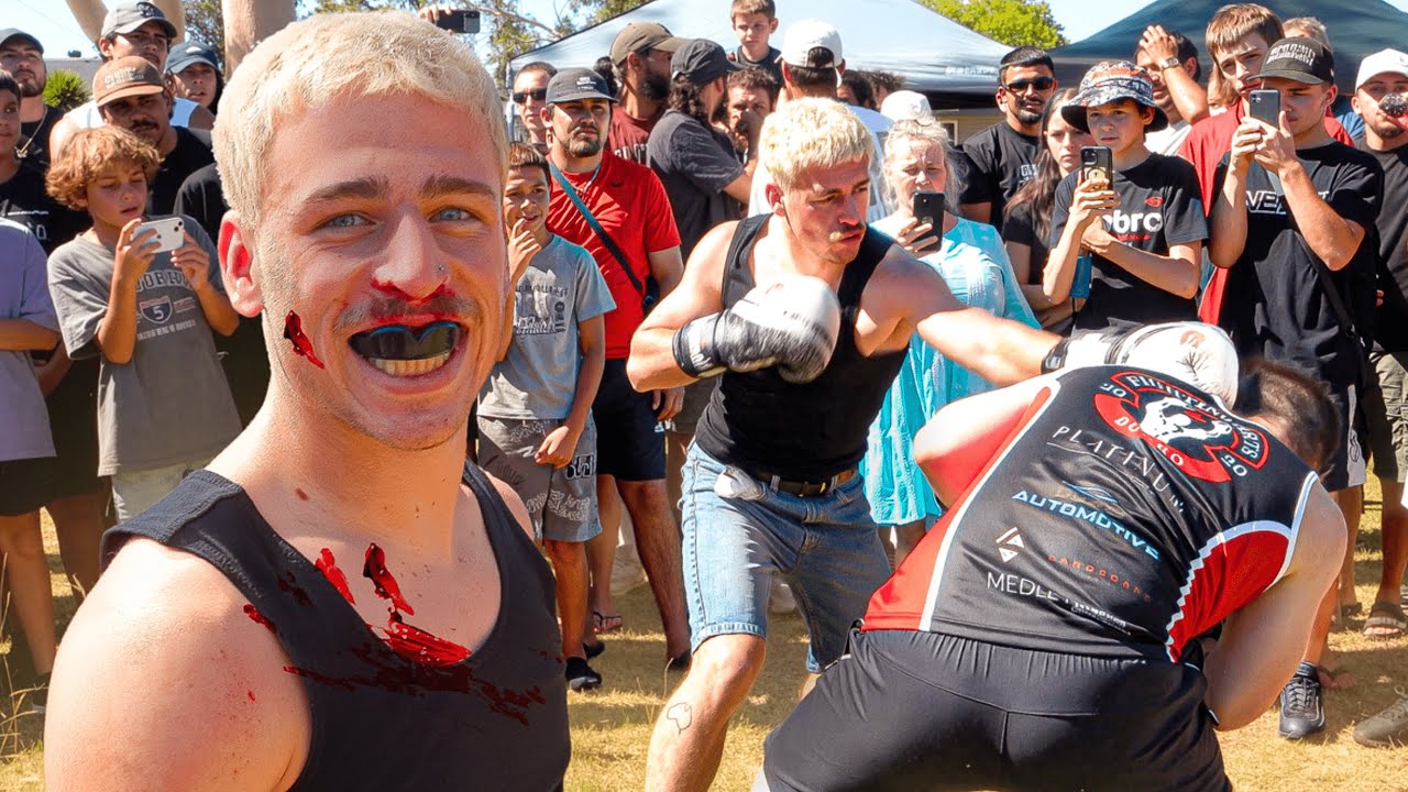 Fighting In The Hoods Of The Australian Outback! - YouTube