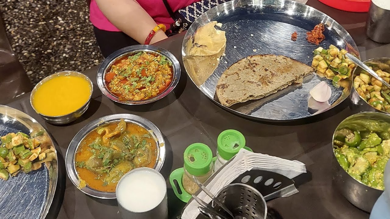 Khathyawadi Food , Junagadh - YouTube