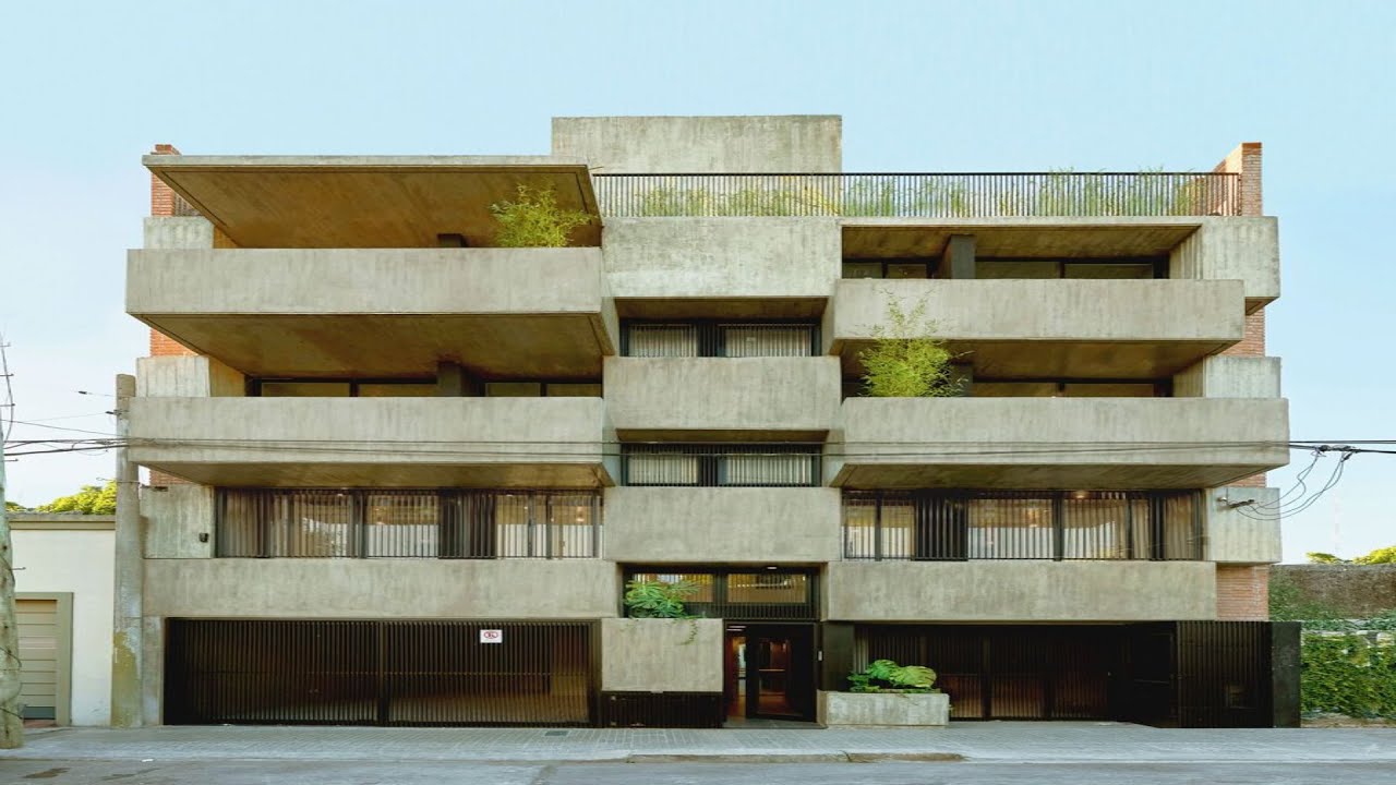 Gabbro Refinería Apartment Building By Ambrosioni Balparada Arquitectos ...