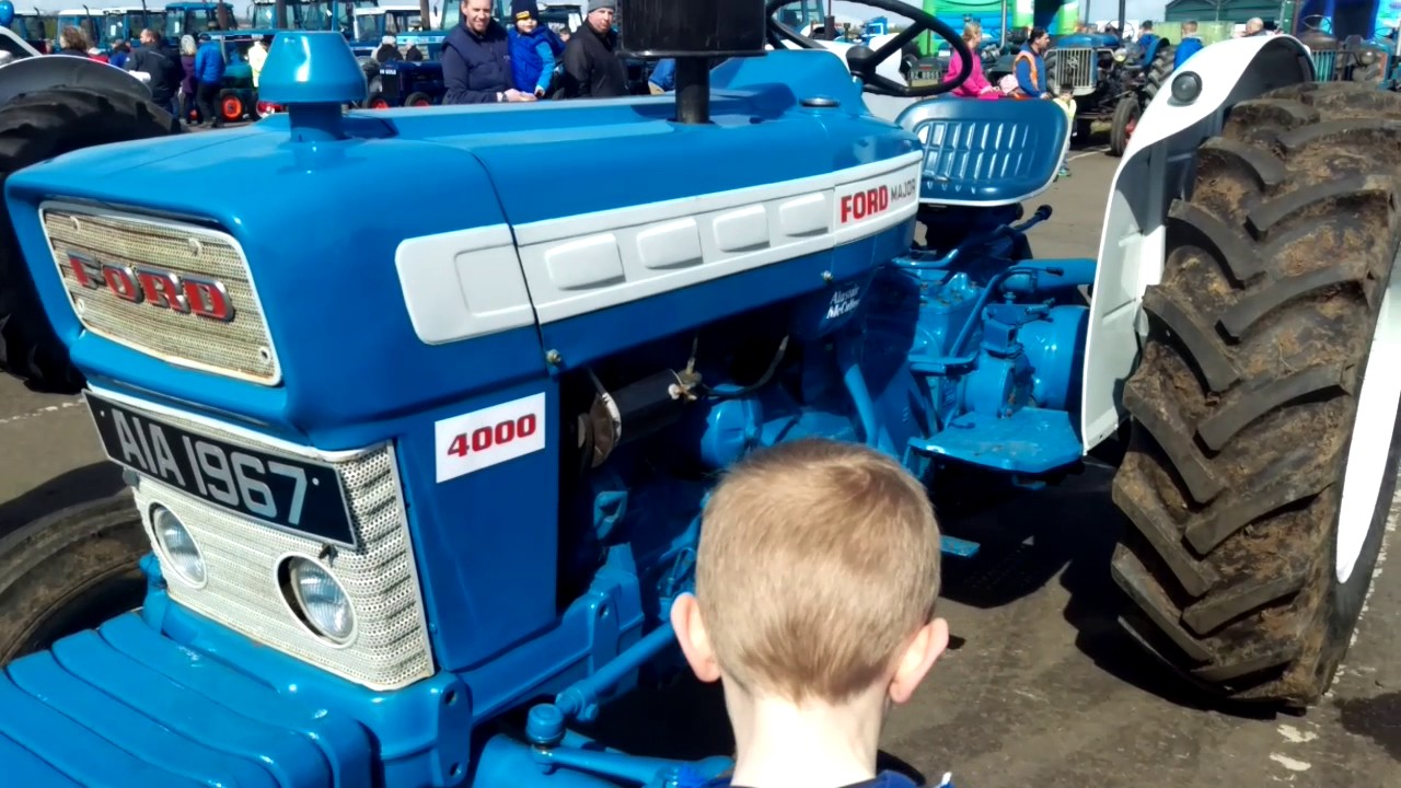 Very Clean Ford 4000 Resto - YouTube