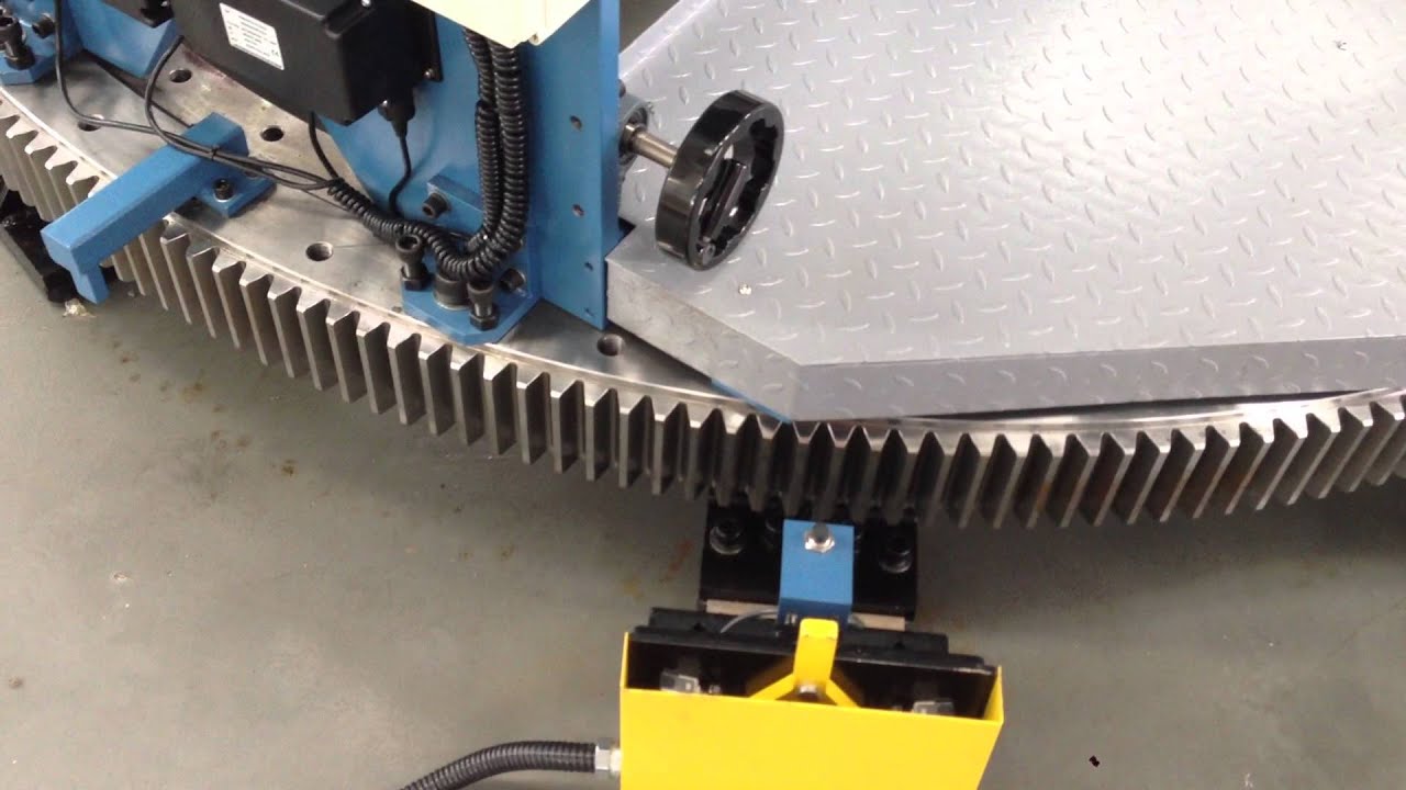 GET 2000OH oscillating haul-off. j.peng@get-extrusion.com - YouTube