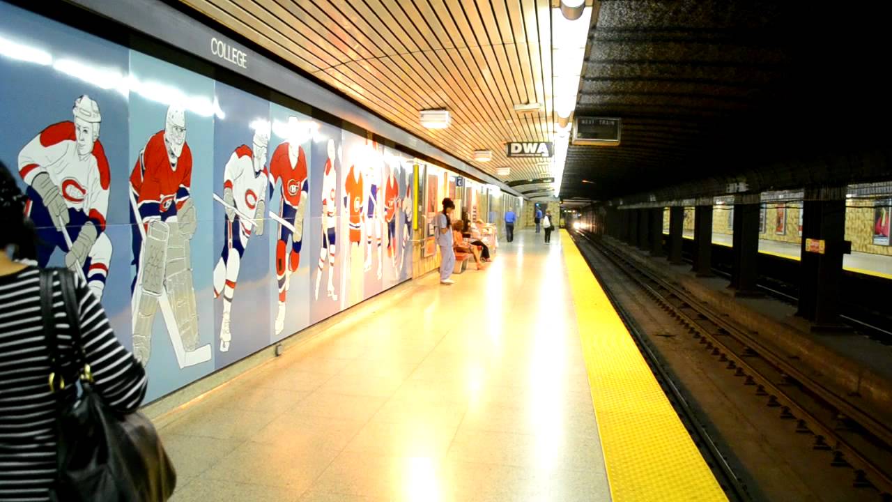 TTC Toronto Subway: College station... with some interesting artwork ...