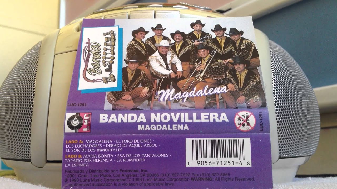 Banda Novillera: La Rompidita - YouTube