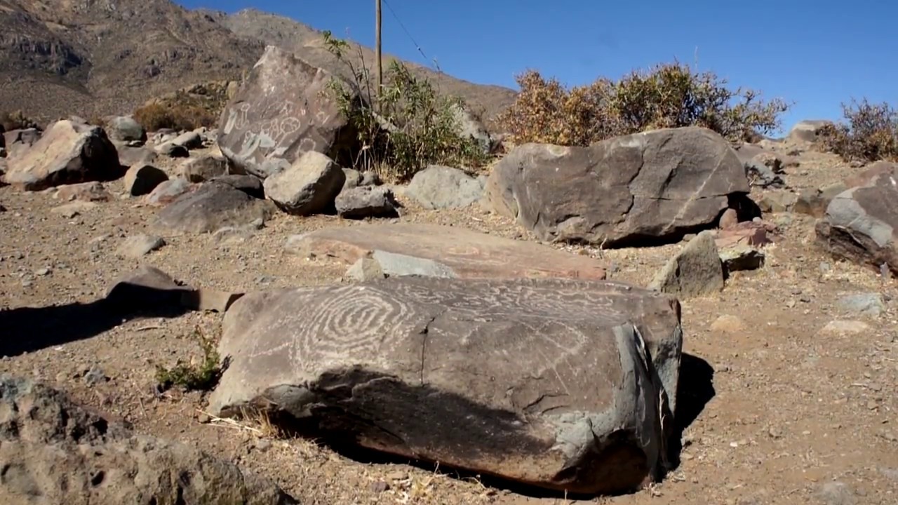 Petroglifos "Arenal de Pedernales" - YouTube