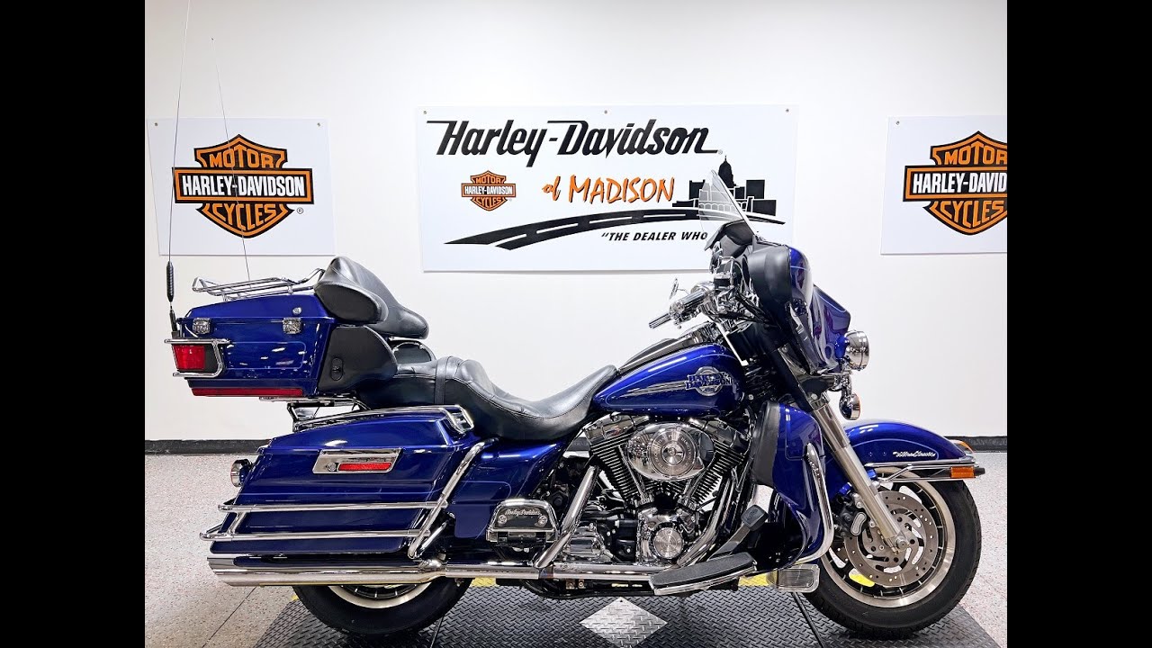 2006 Harley Davidson Ultra Classic Electra Glide FLHTCUI deep cobalt ...