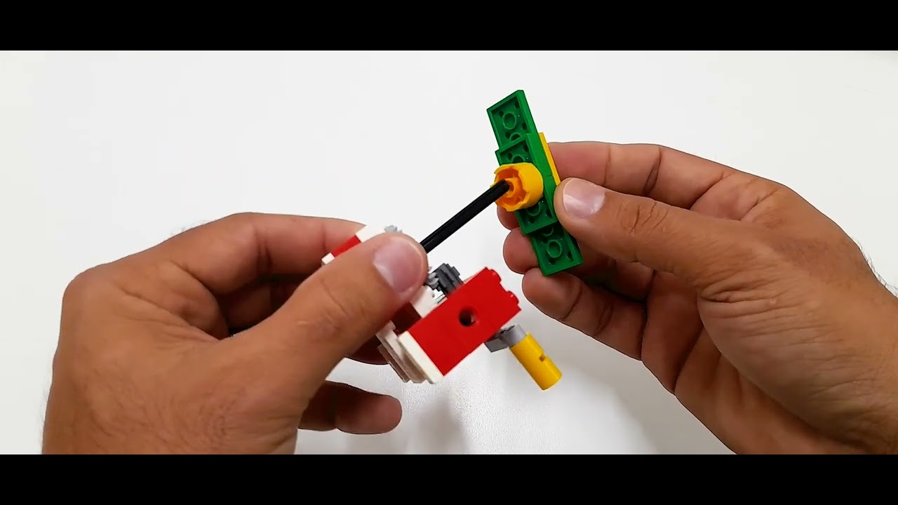 LEGO 9689 - Step-by-Step: Building the Carousel - Carrossel - YouTube