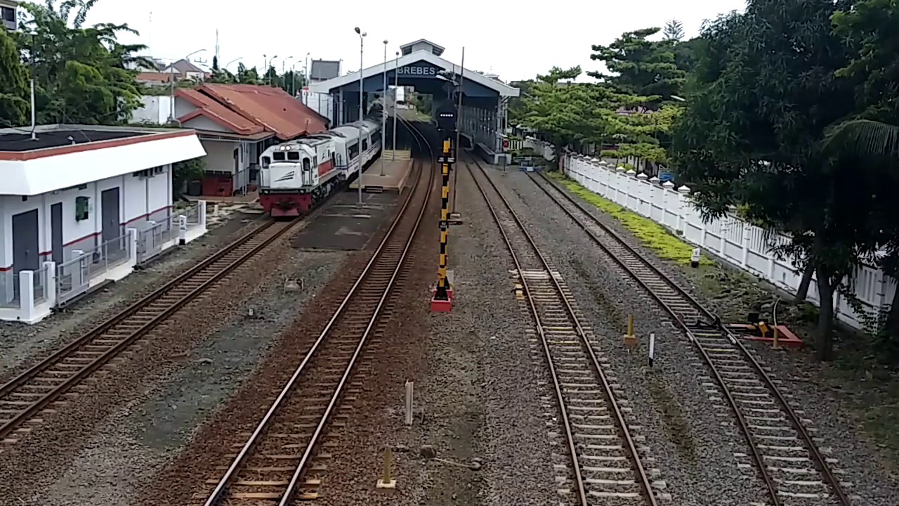 Stasiun BREBES - YouTube
