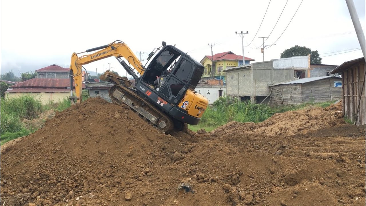 LiuGong 906E Mini Excavator - “It’s not a tin can” - YouTube