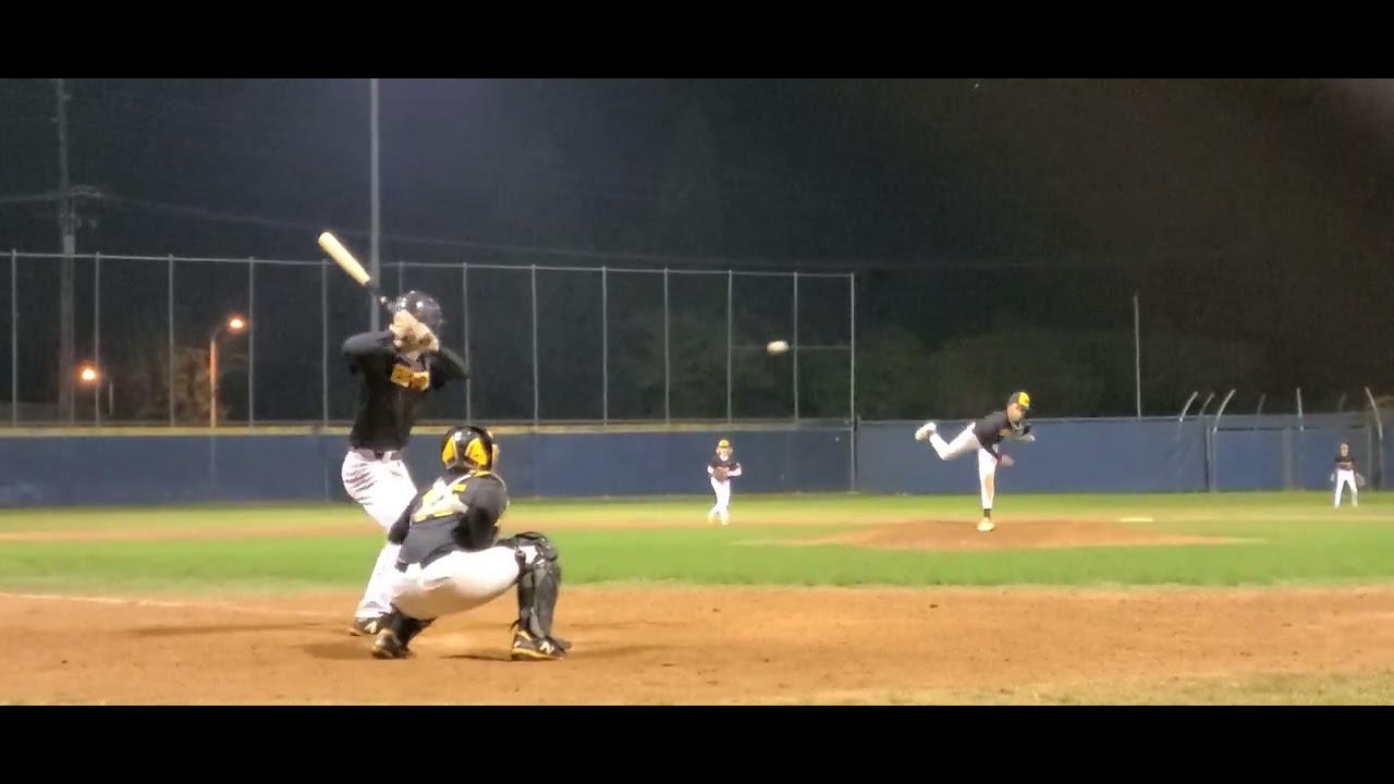 Zach crushing at Valencia High - YouTube