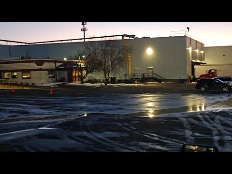 At Amercold in Newport, MN getting loaded! - YouTube