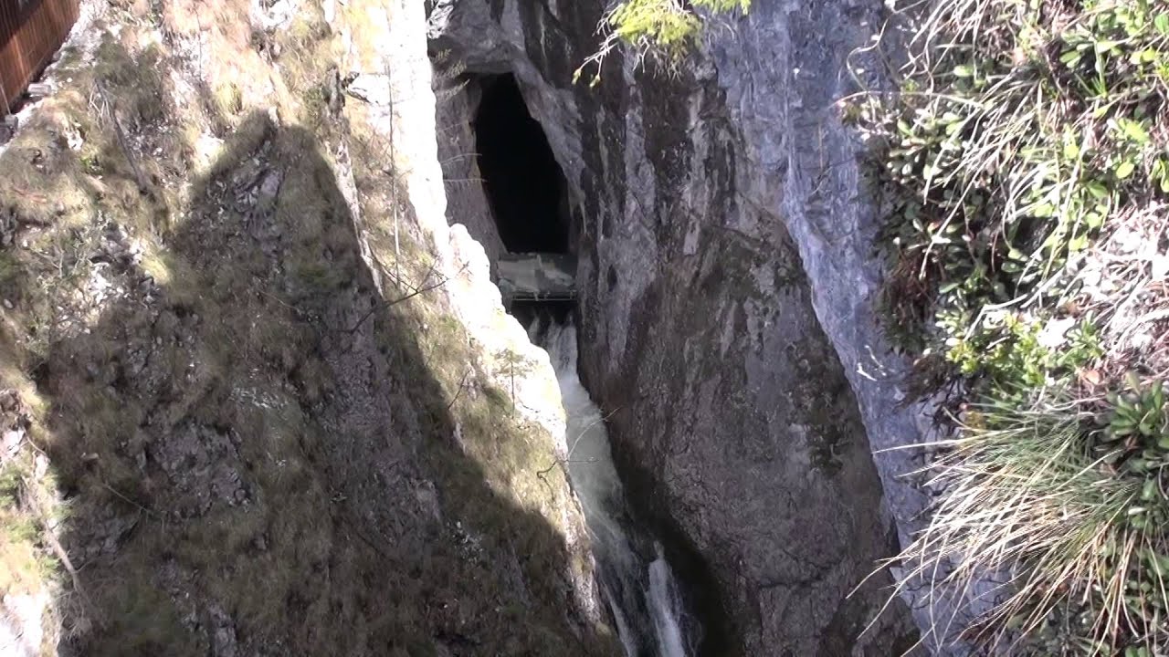 Wasserloch klamm Steiermark Österreich - YouTube