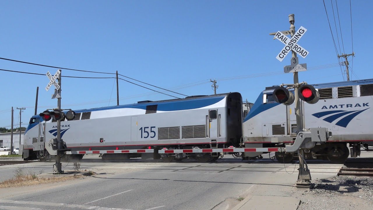 Amtrak 155 #11 Coast Starlight South, Blackie Rd. Railroad Crossing ...