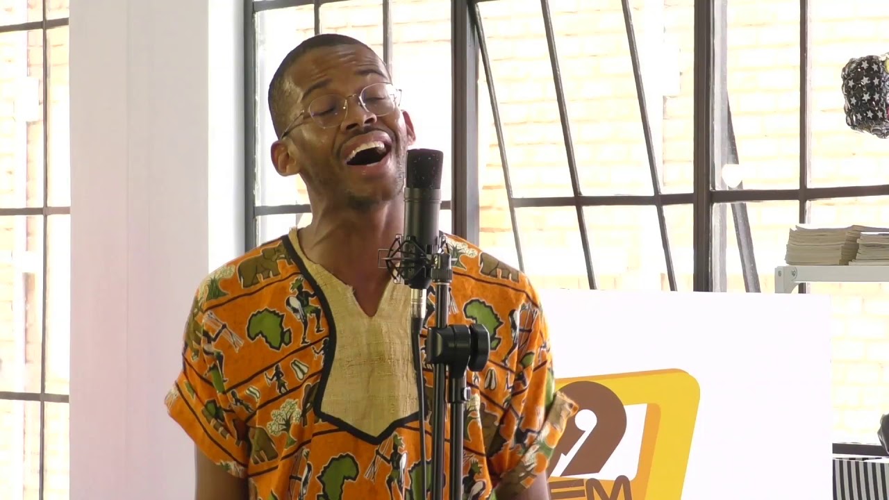 Sean K performs #LiveAt99 - YouTube