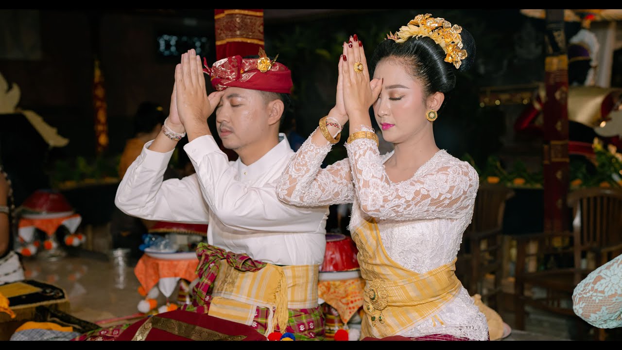 Munggah Ngekeb (Pawiwahan Agung Bagus Kresna & Agung Ayu Dirga) - YouTube