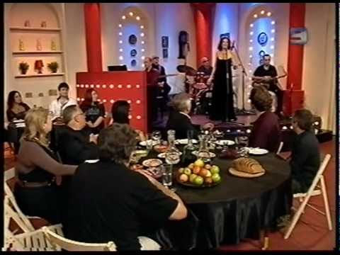 BAVAT MAROM sings Lorca's Sevillanas del siglo XVIII + interview - YouTube