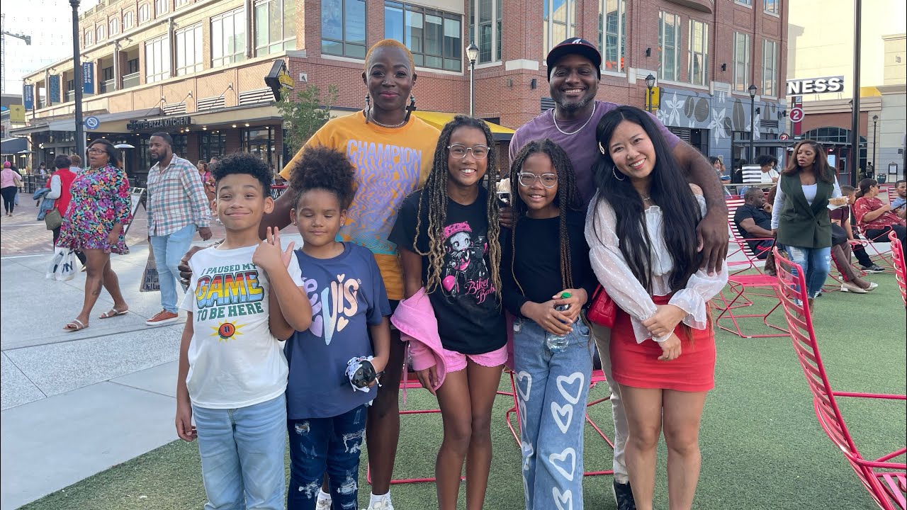 We Met Lily Petals World in Atlanta - YouTube