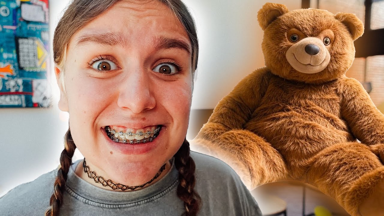 NE PAS DORMIR AVEC LE NOUNOURS GÉANT ! - PINK LILY SHOW - YouTube