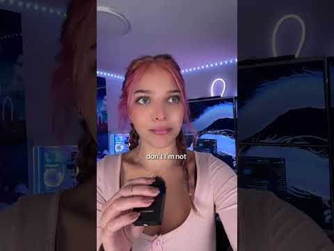 wallpaper engine for monitors #lindseyszn #techtok #wallpaperengine #techbaddie #monitorlayout