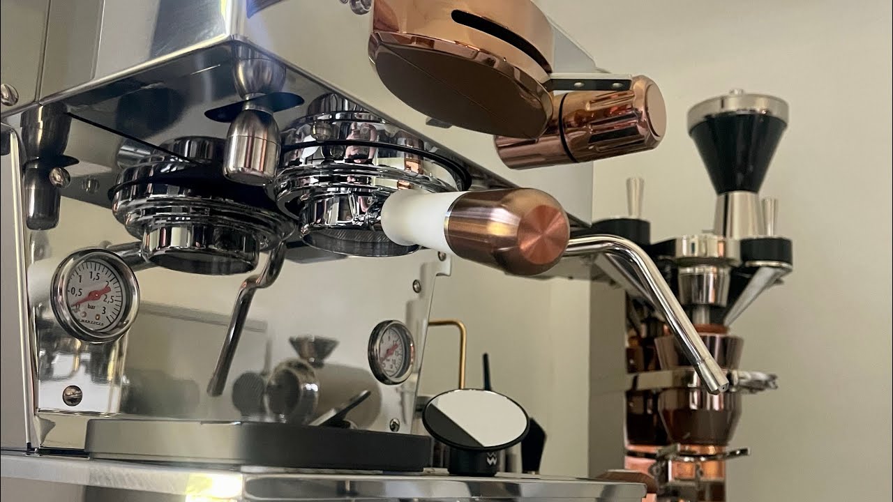 Linea Mini Slayer Shot - YouTube