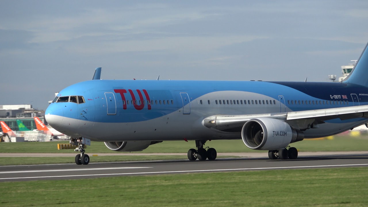 TUI Airways BY512 G-OBYF Boeing 767-304 ER Takeoff MAN To AYT 25/09 ...