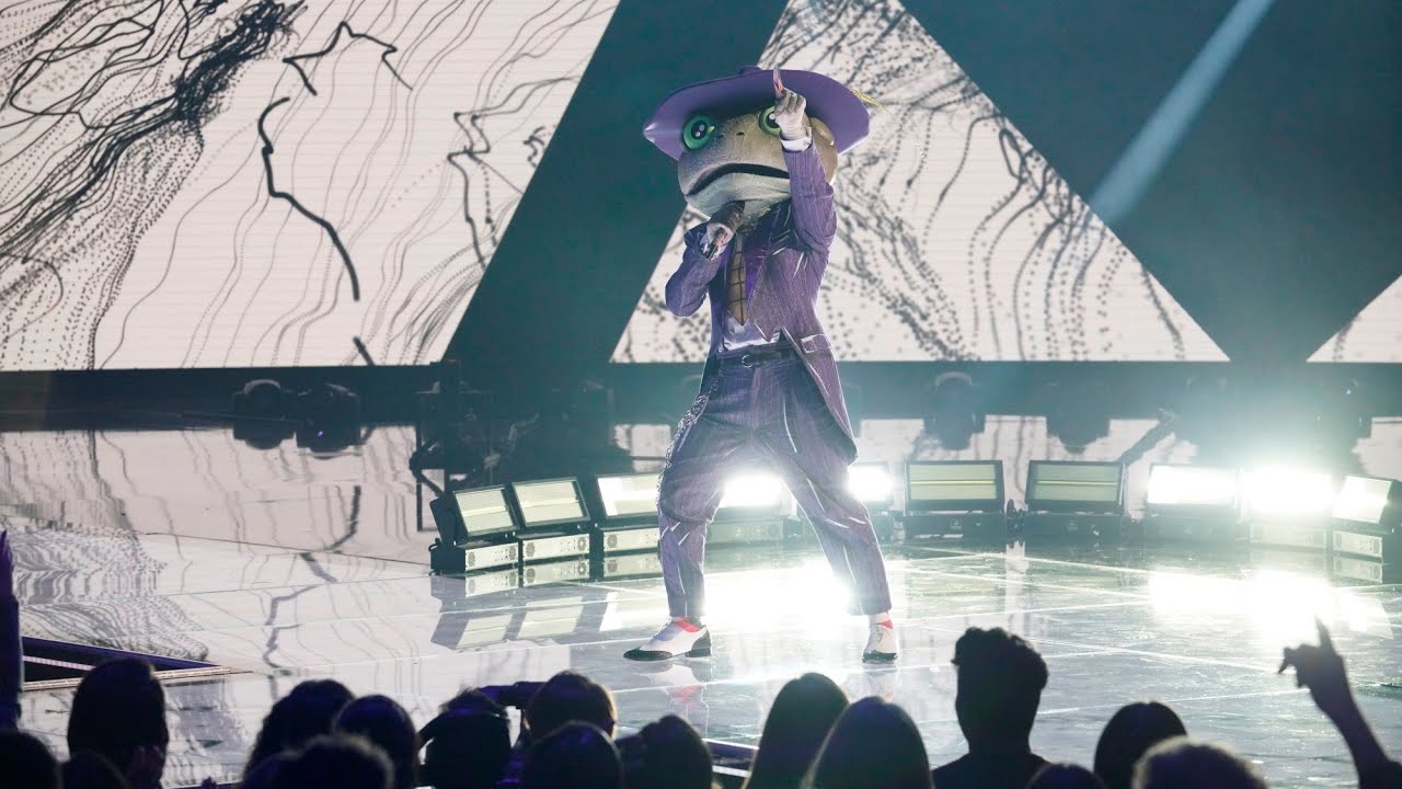 The Masked Singer Frog Sings Imagine Dragon's Whatever it Takes Battle ...