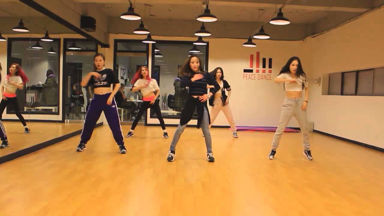 Waacking Class | Choreography by Anmi | Peace Dance Studio - YouTube