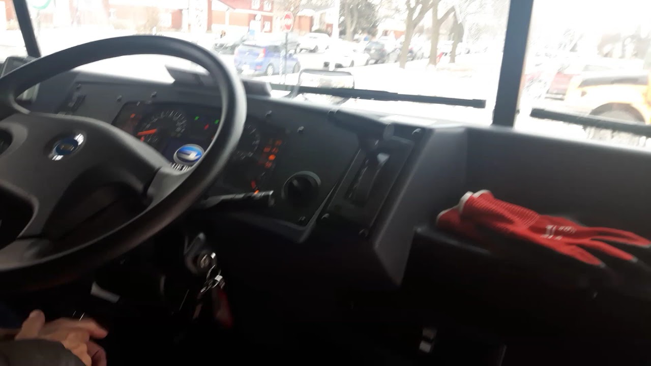 Startup of a 2020 Propane Powered Bluebird Vision - YouTube