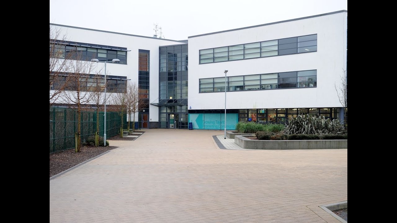 Kelvin Hall Y6 Transition Hull Music Service - YouTube