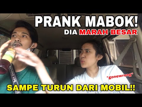 PRANK MAB0K DEPAN MEGA! SAMPAI TURUN DARI MOBIL