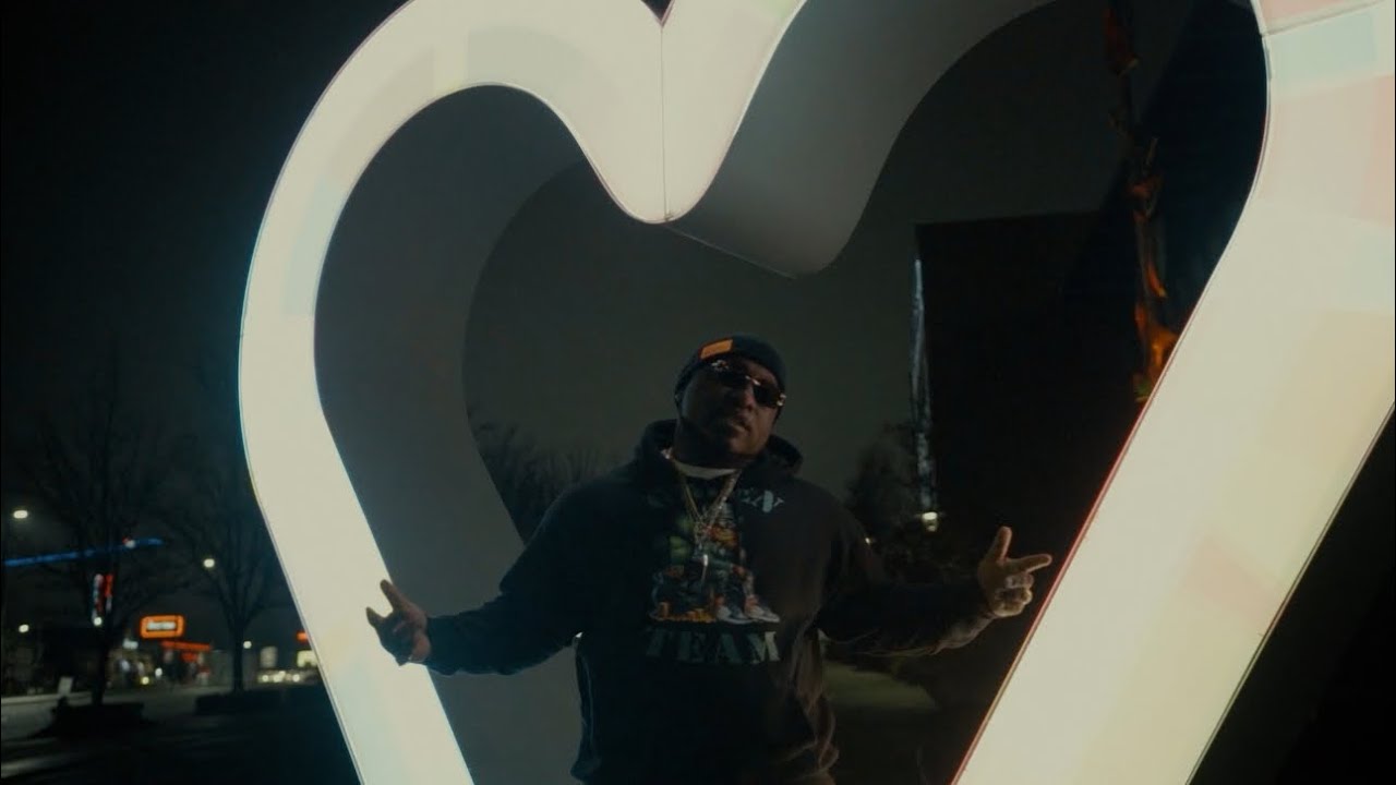 Capital P -Love And Hate - YouTube