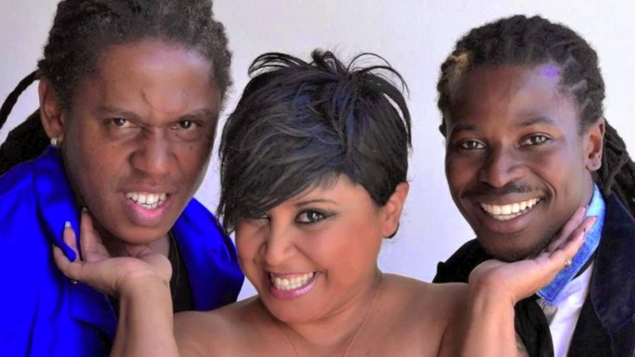 Ramaine Barreiro-Lloyd 's Cape Town Hour - YouTube