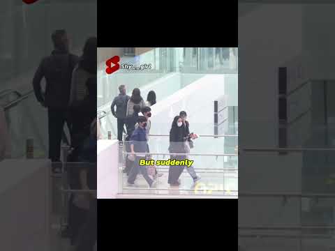 Lisa and jisoo friendship 💌 #blackpink #lisa #jisoon#100k #viwes #trending #fypviralシ #shy__girl